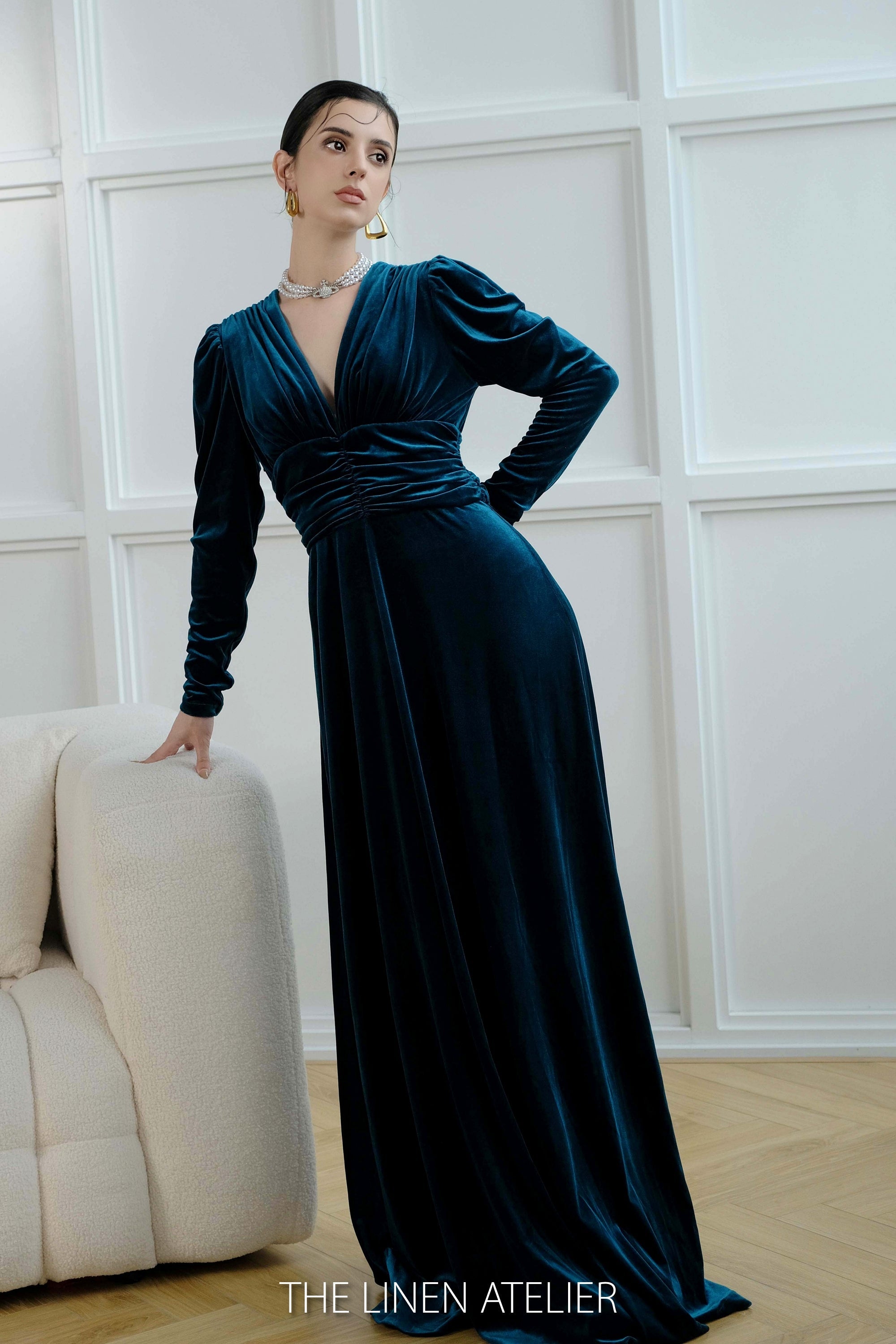 SHERRY V-neck Long Sleeves Velvet Dress – Look Want Wear Love