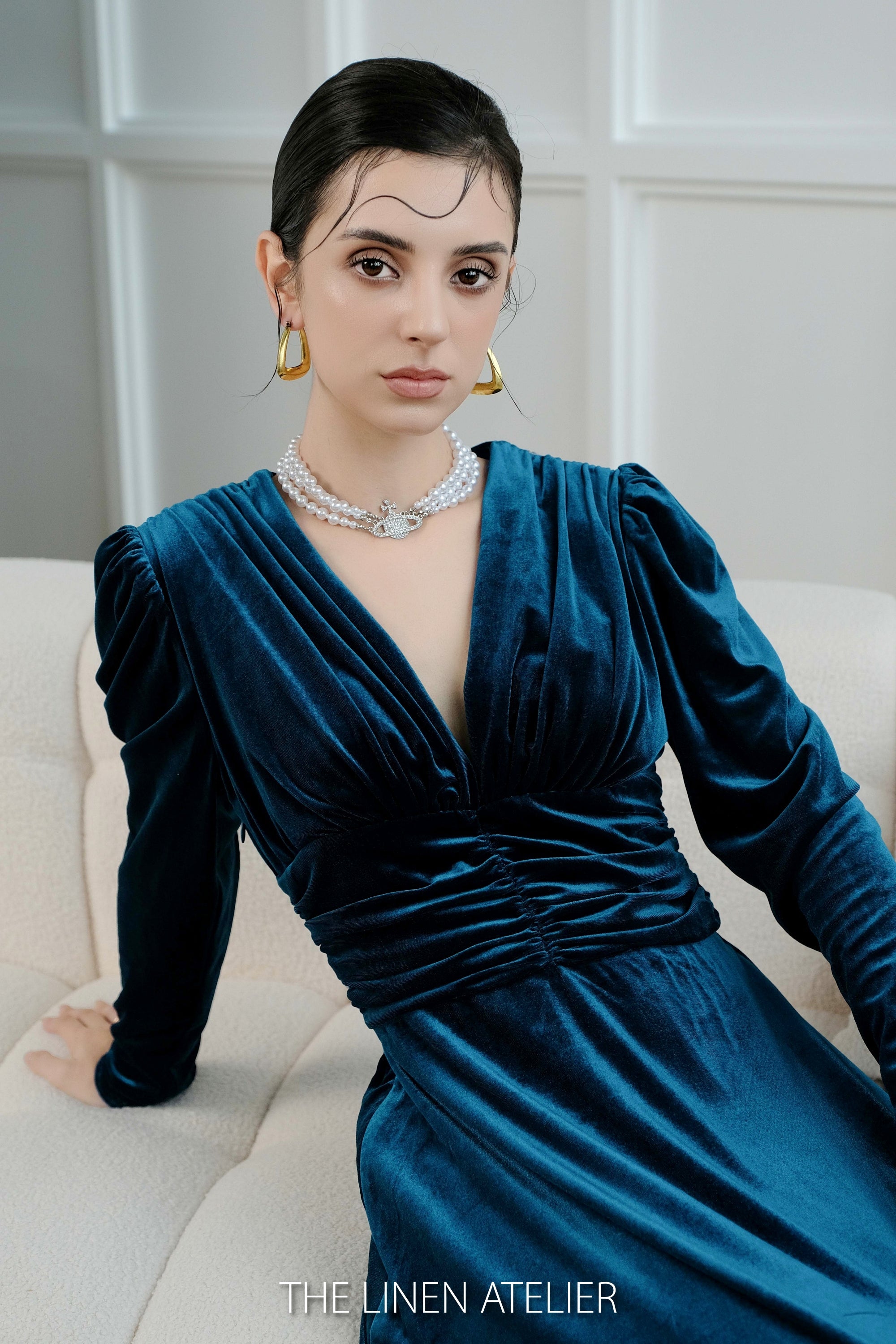 SHERRY V-neck Long Sleeves Velvet Dress – Look Want Wear Love